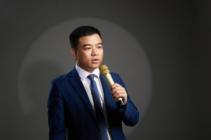 Thầy Louis Nguyễn | Nhà Nghiên Cứu Thần Số Học Pitago